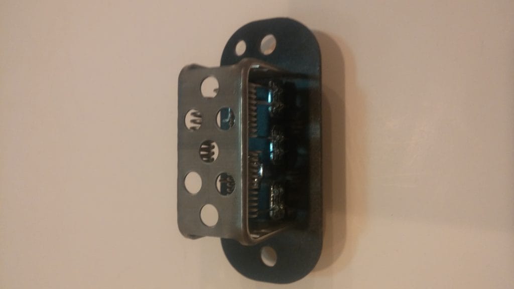 Blower Resistor - 8956001516 - Comfort Air Inc. Vehicle HVAC